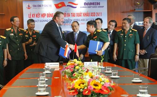 Handing over ship CSB 8005